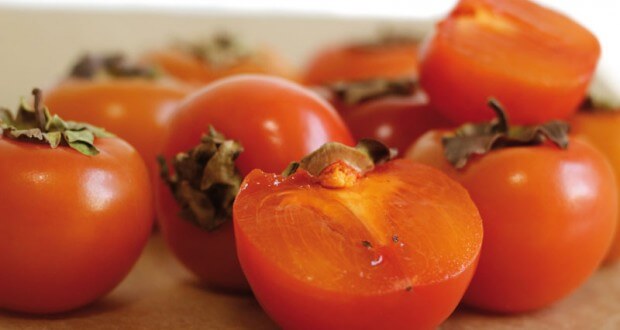 Calorias do Caqui - Tipos, Porções e Dicas - MundoBoaForma.com.br