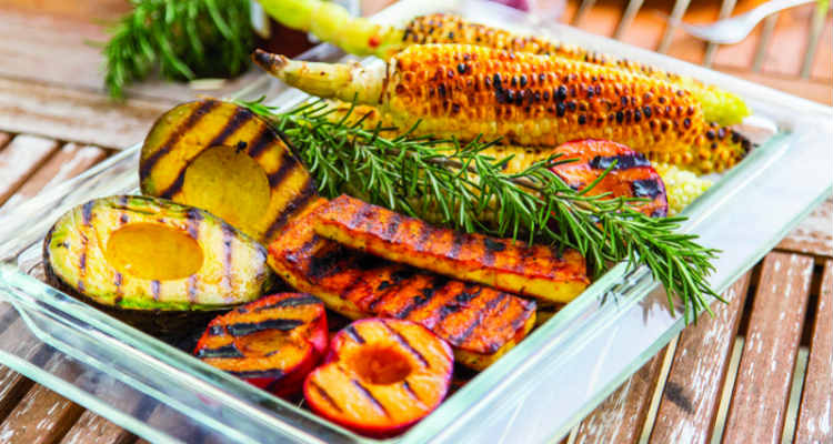 Como Fazer um Churrasco Vegano - Light e Saudável - MundoBoaForma