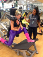 Treino de agachamento Hack - Dicas e variações - MundoBoaForma