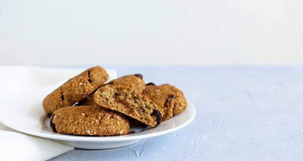 Receita de biscoito light com aveia e banana rápido e fácil - MundoBoaForma