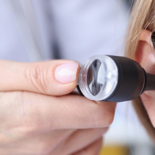 Otite - O que é, sintomas e como tratar - MundoBoaForma