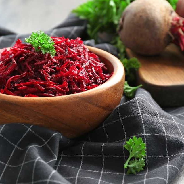 Receita de salada de beterraba super fácil e prática