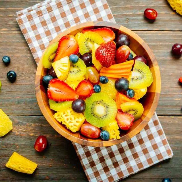8 Receitas de Salada de Frutas Light - MundoBoaForma
