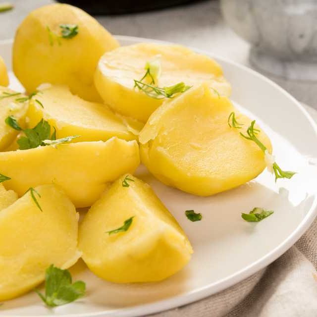 Receita de salada de batata simples e light