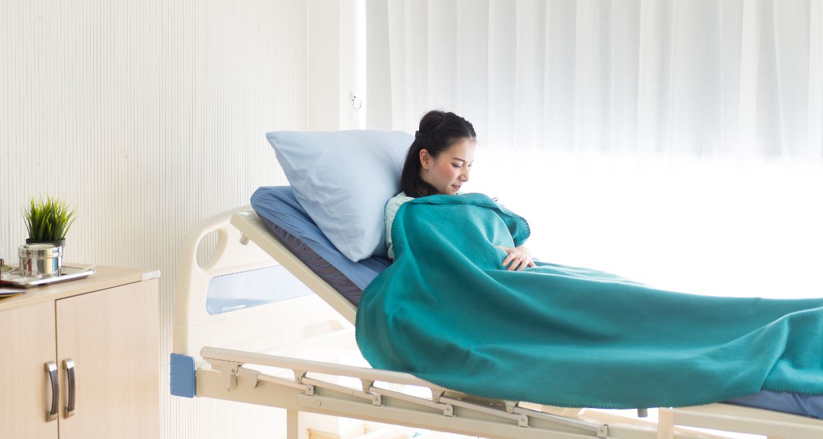 Brida ou aderência abdominal pós-cirurgia: causas, sintomas e ...