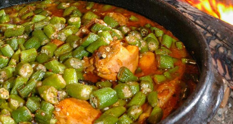 Receita de frango com quiabo - MundoBoaForma