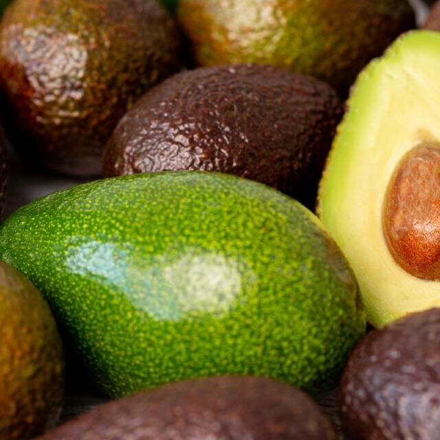 Benefícios do abacate: para que serve e propriedades - MundoBoaForma