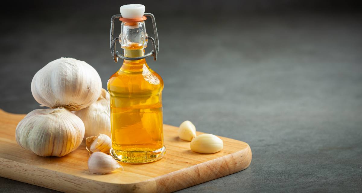 Alho com mel em jejum - Veja o que acontece com você e como usar - MundoBoaForma