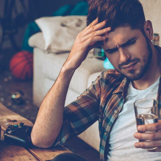 Por que o Engov, remédio conhecido como 'cura para ressaca', não tem ...