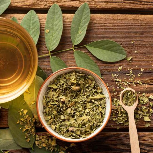 Como Fazer Chá de Erva Cidreira - Receita, Benefícios e Dicas ...