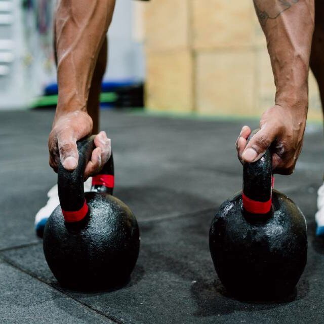 Exercício Stiff - Como Fazer, Para Que Serve, Treino e Dicas ...