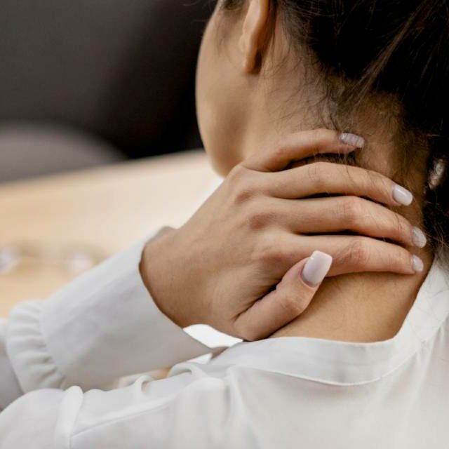 Remédios para torcicolo: tipos e indicações - MundoBoaForma