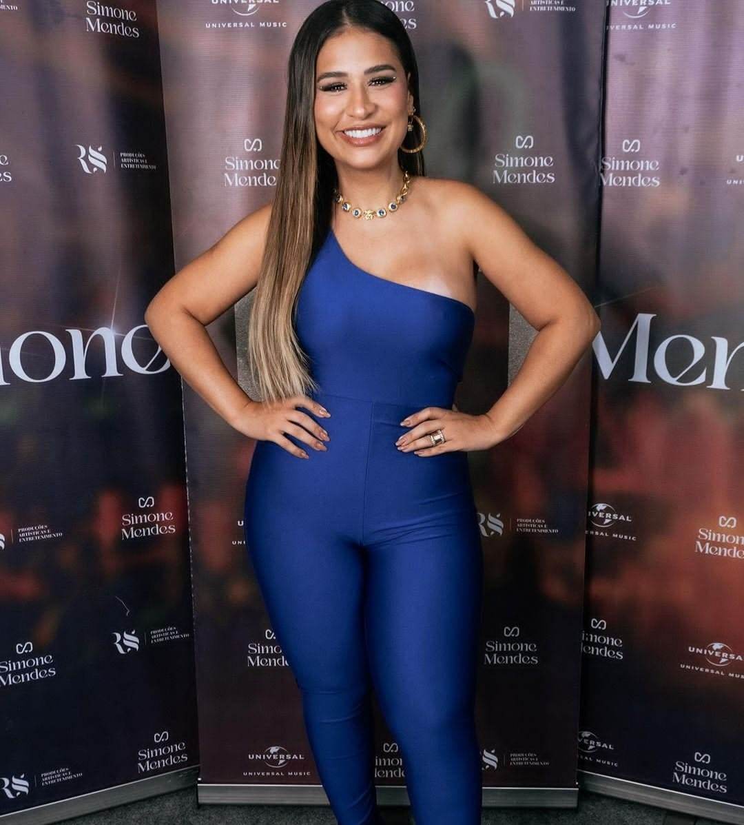 Após lipo, Simone Mendes celebra nova silhueta: "Olha a cintura" - MundoBoaForma