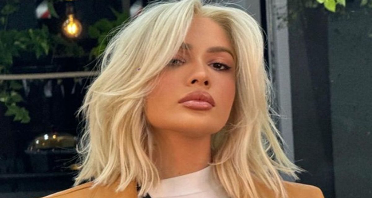 Karoline Lima mostra antes e depois de procedimentos e celebra ...