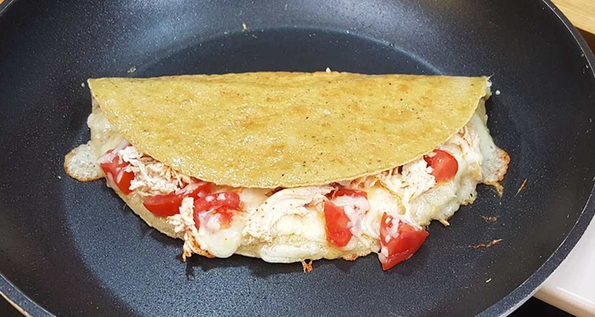 Substitua o pão! Lanche low carb rápido e delicioso - Saudável e poucos ...